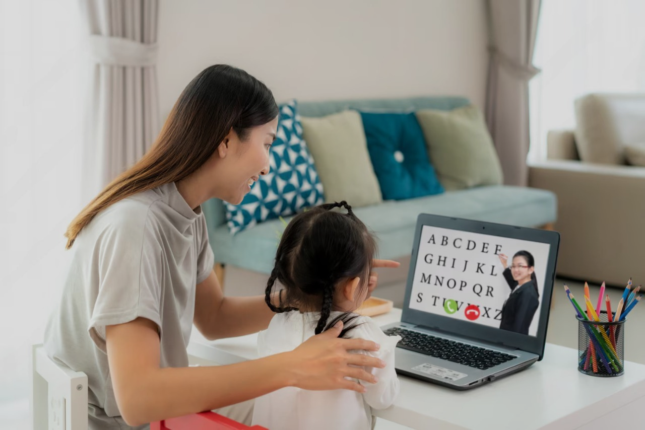 Phonics Classes Online for Kids | MyBeeClub India